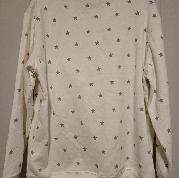 Vinyl Icons | Sweaters | Christmas Sweatshirt | Poshmark